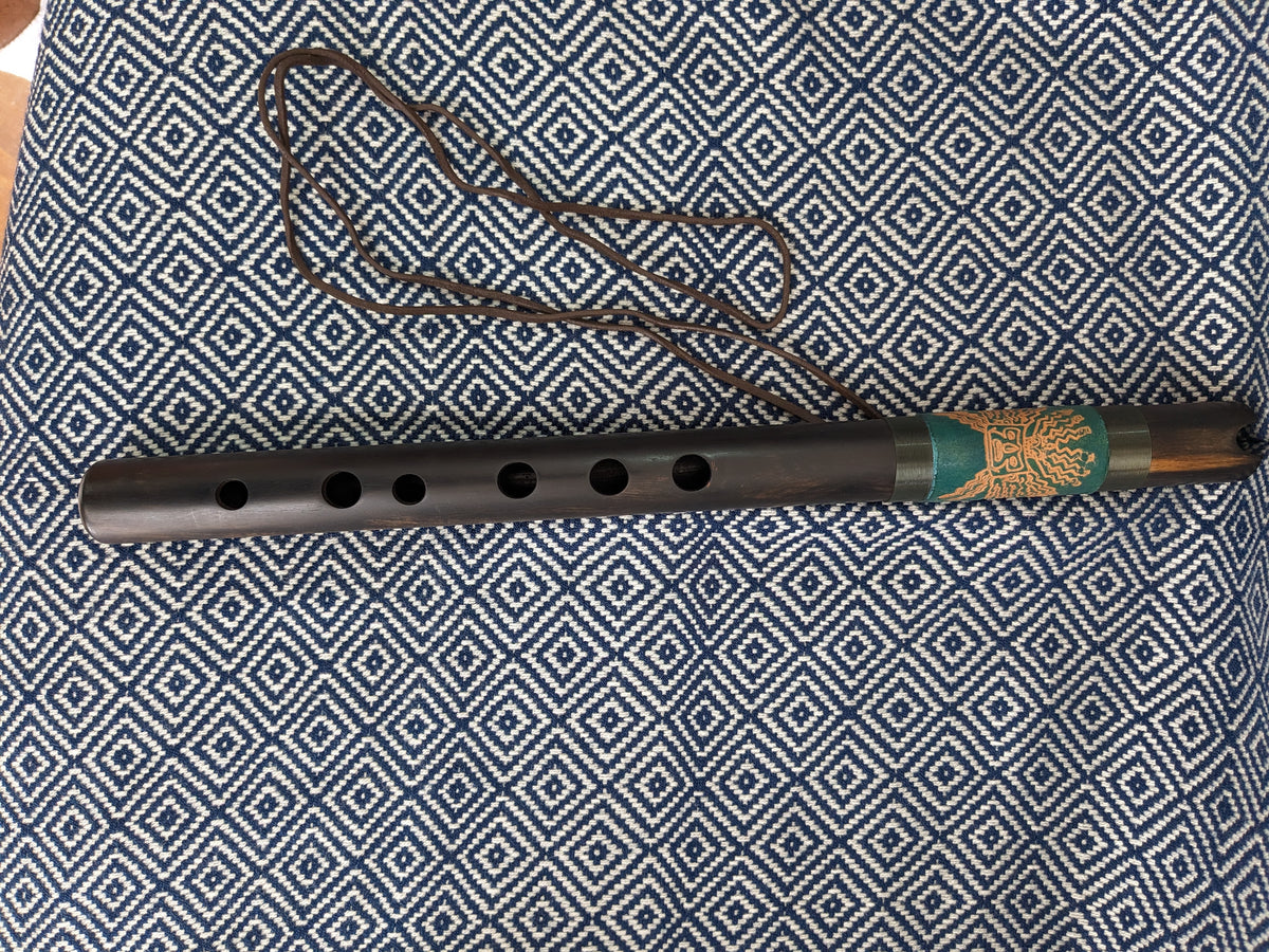 Luxury quena Ebony Ebano in G w case – Professional Premium Quenas